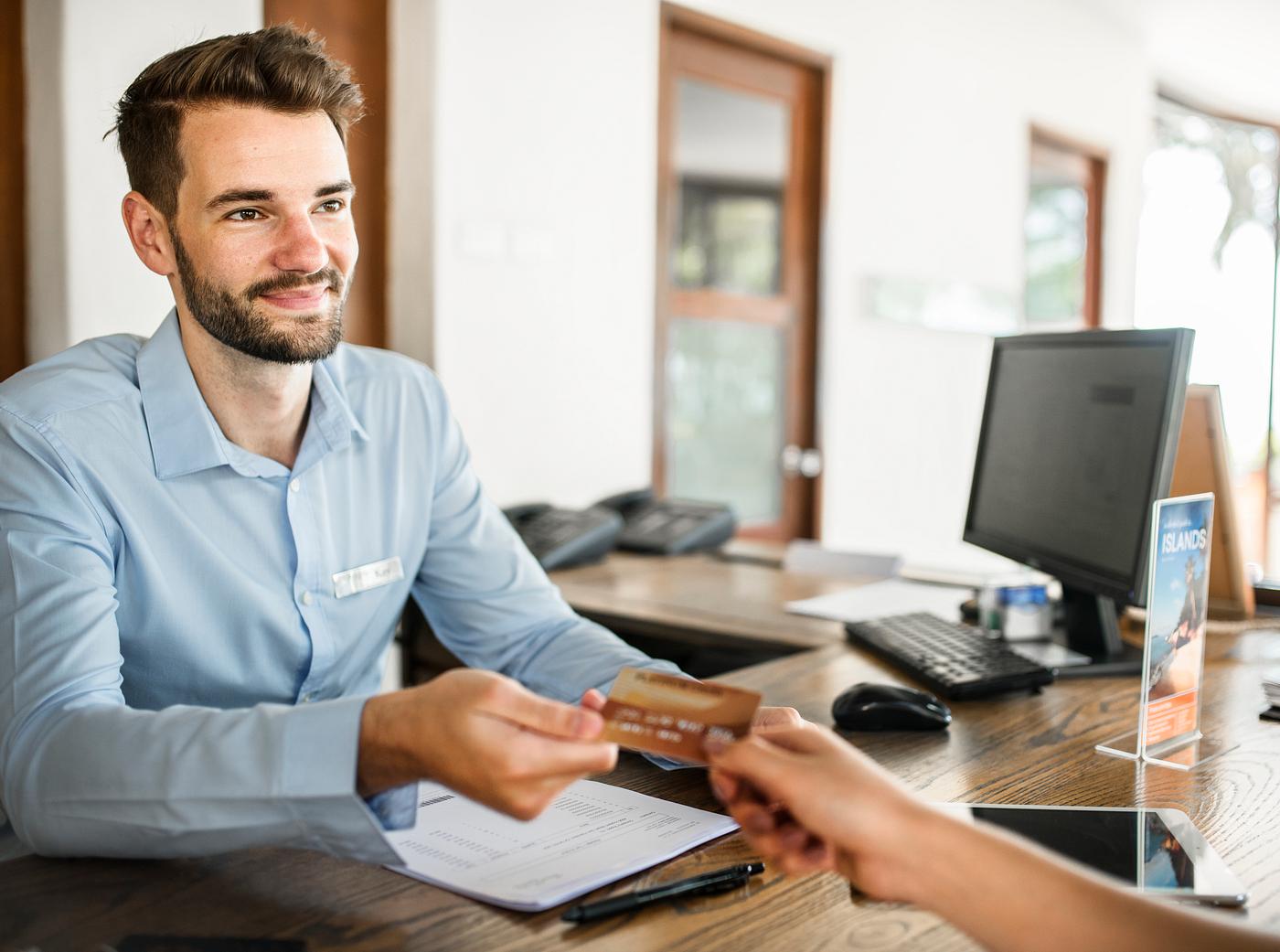 Couple waiting in a hotel lobby | Royalty free stock photo - 424228 Couple waiting in a hotel lobby | Royalty free stock photo - 424228