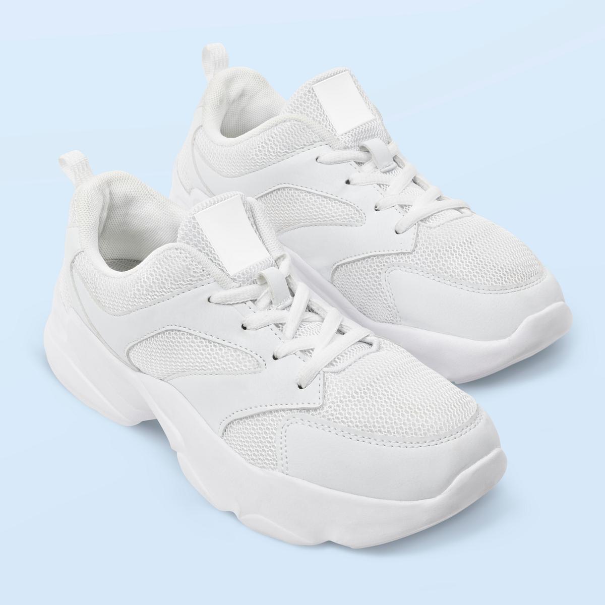 White Trainer Sneakers Mockup Psd Premium Psd Mockup Rawpixel